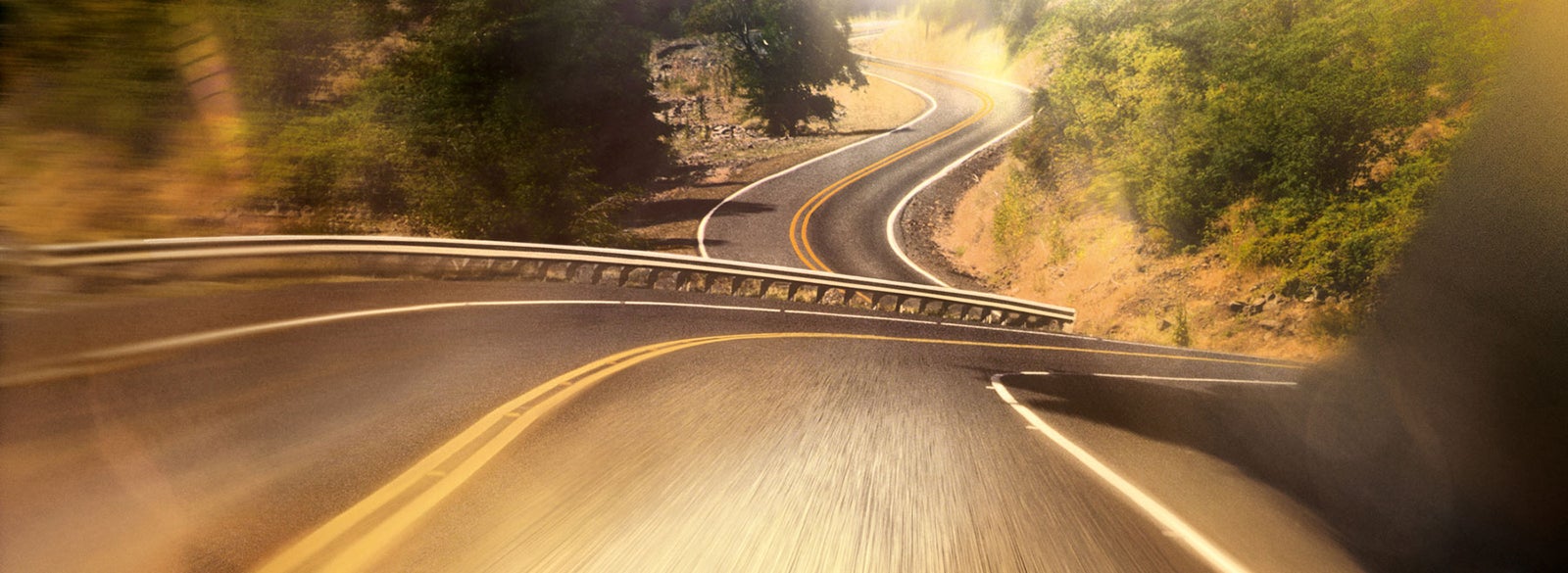 Conduire sur des Routes Sinueuses : Conseils et Astuces | Continental tires