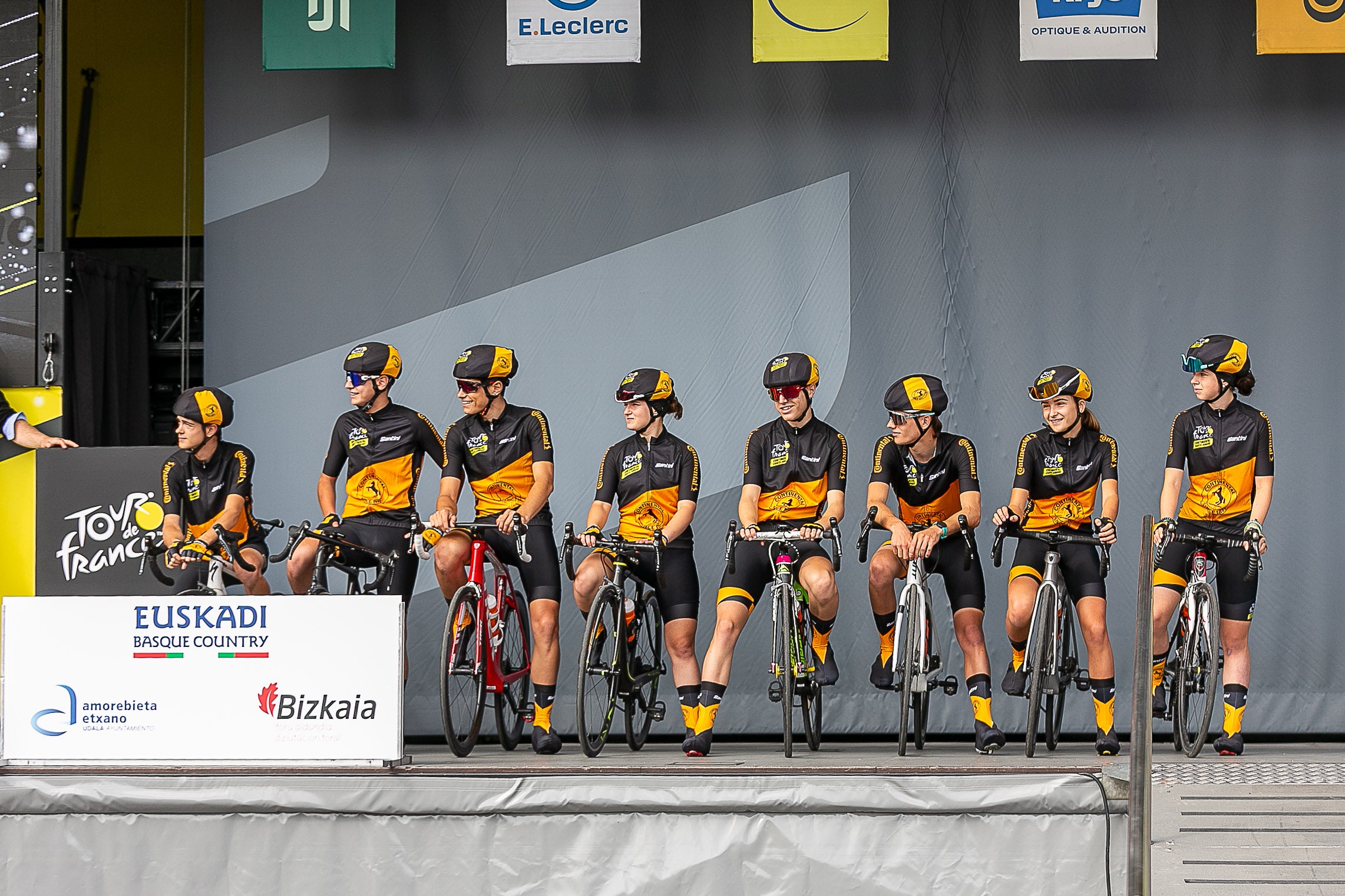 Continental supports the Young Cadets | Continental Tires