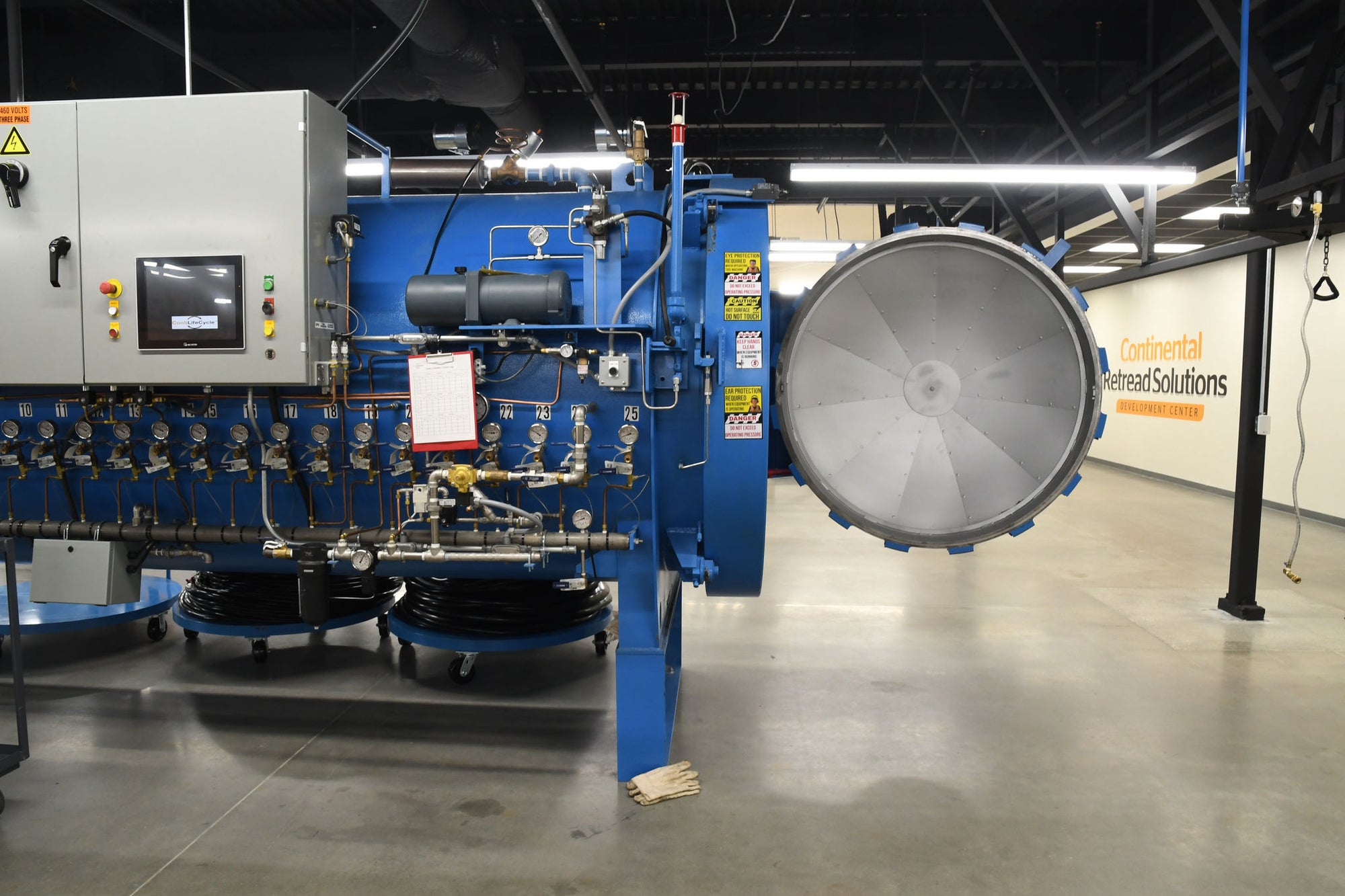 Continental Retread Solutions Development Center | Continental Truck Tires