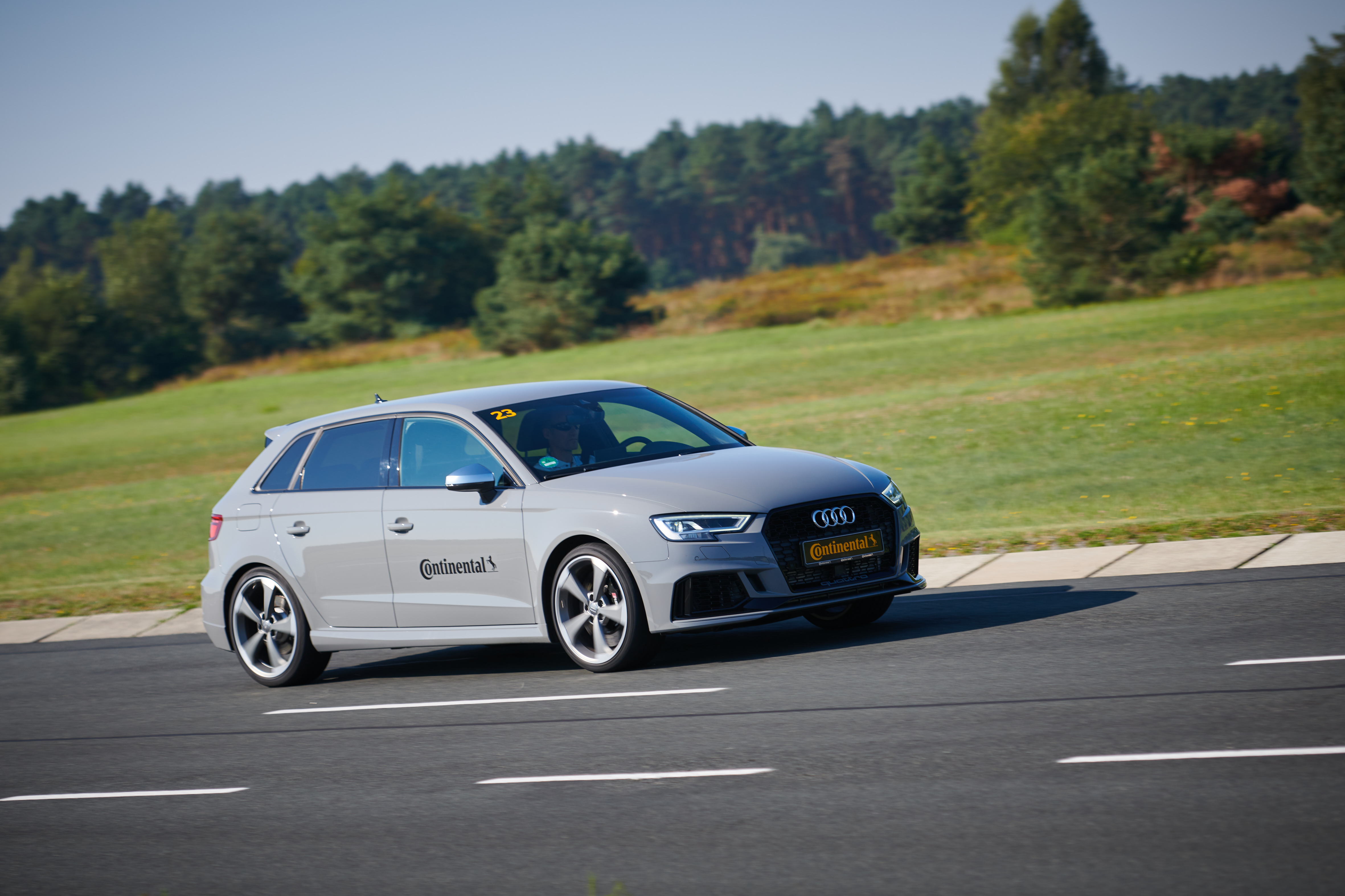 PremiumContact 7 ist Testsieger im Sommerreifentest der Auto Zeitung